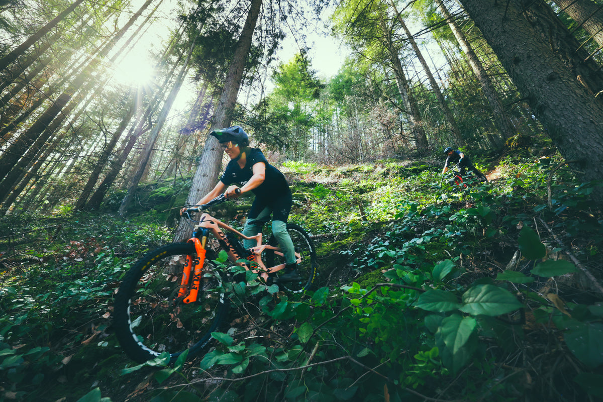 Wade Simmons & Georgia Astle Go Freeride Extreme – Race Face